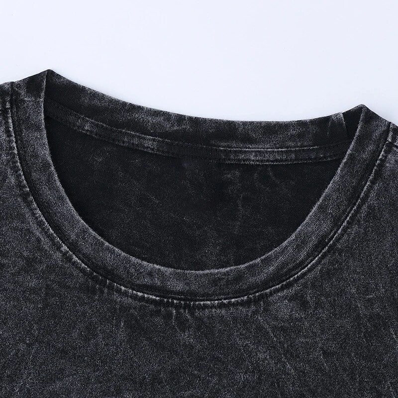 Maki "The Monster" Vintage T-shirt – Levi Crew Store